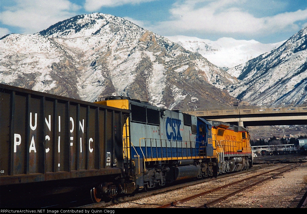 CSX 8533/UP 9191.